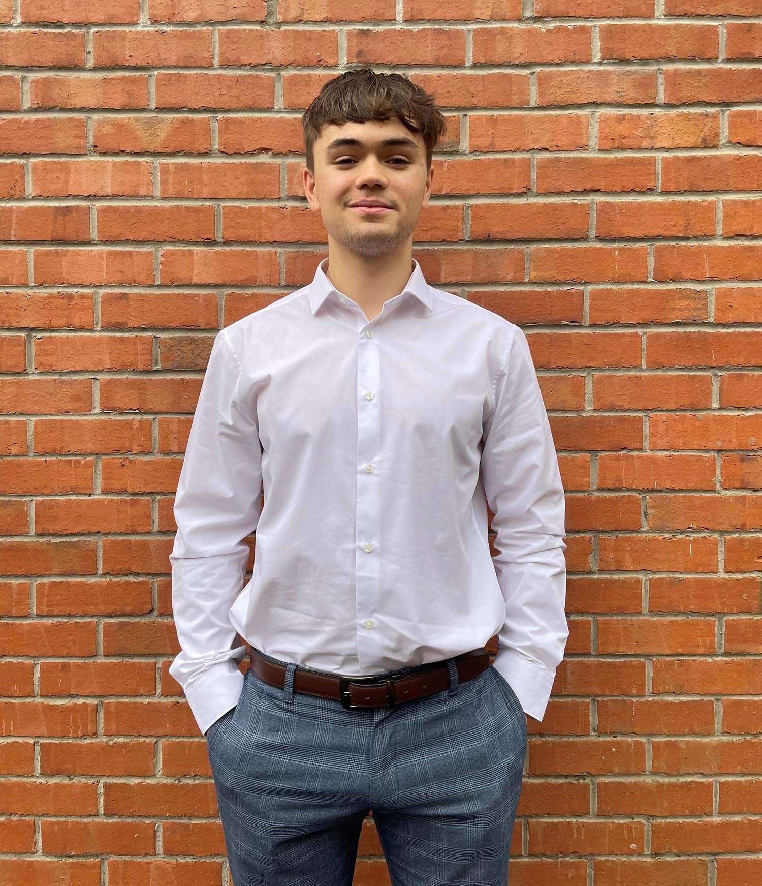 Fresh new graduate surveyor joins the Louis Taylor team - Louis Taylor